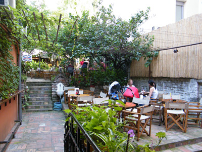 KAFE BRE | caffe Bre Vračar cafe Bre Beograd | Kafe barovi i klubovi ...