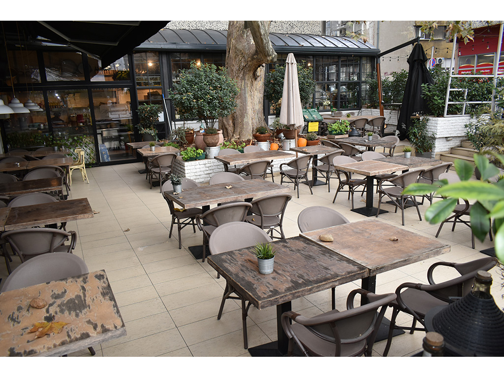 BISTRO TRANDAFILOVIĆ | restoran trandafilovic beograd | Restorani ...