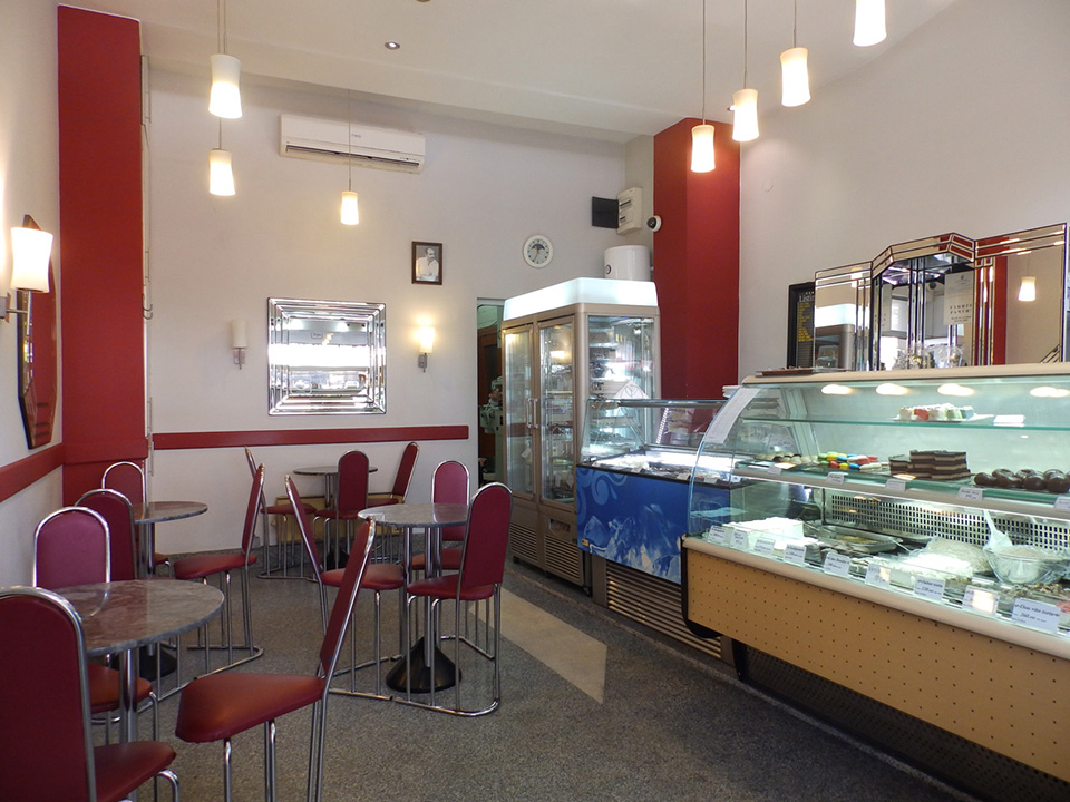 POSLASTIČARNICA ZORA | Poslasticarnica Zemun Glavna Zemun, taroni ...