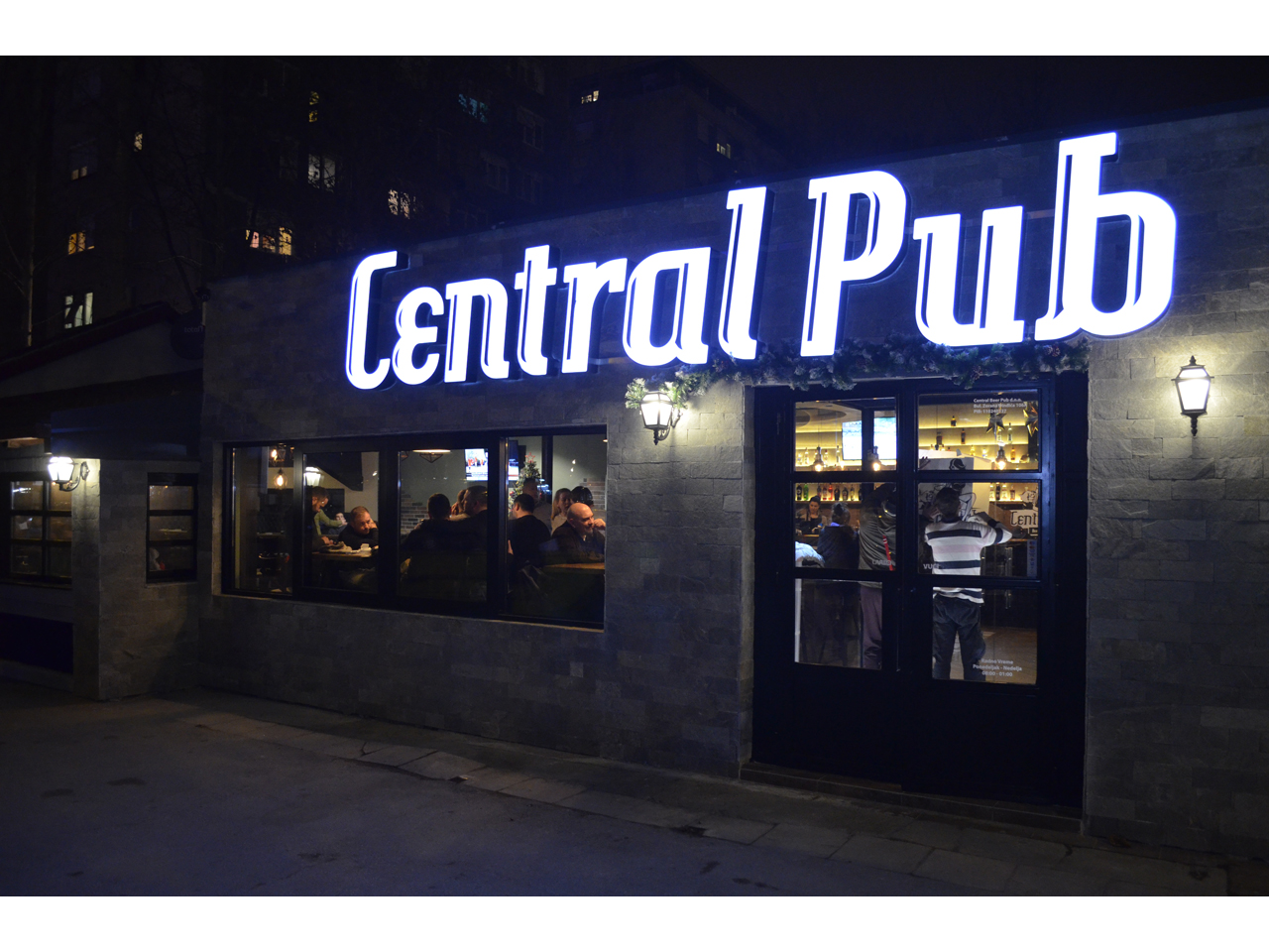 CENTRAL PUB | Central pub Beograd, pub Central Novi Beograd, pub Novi ...