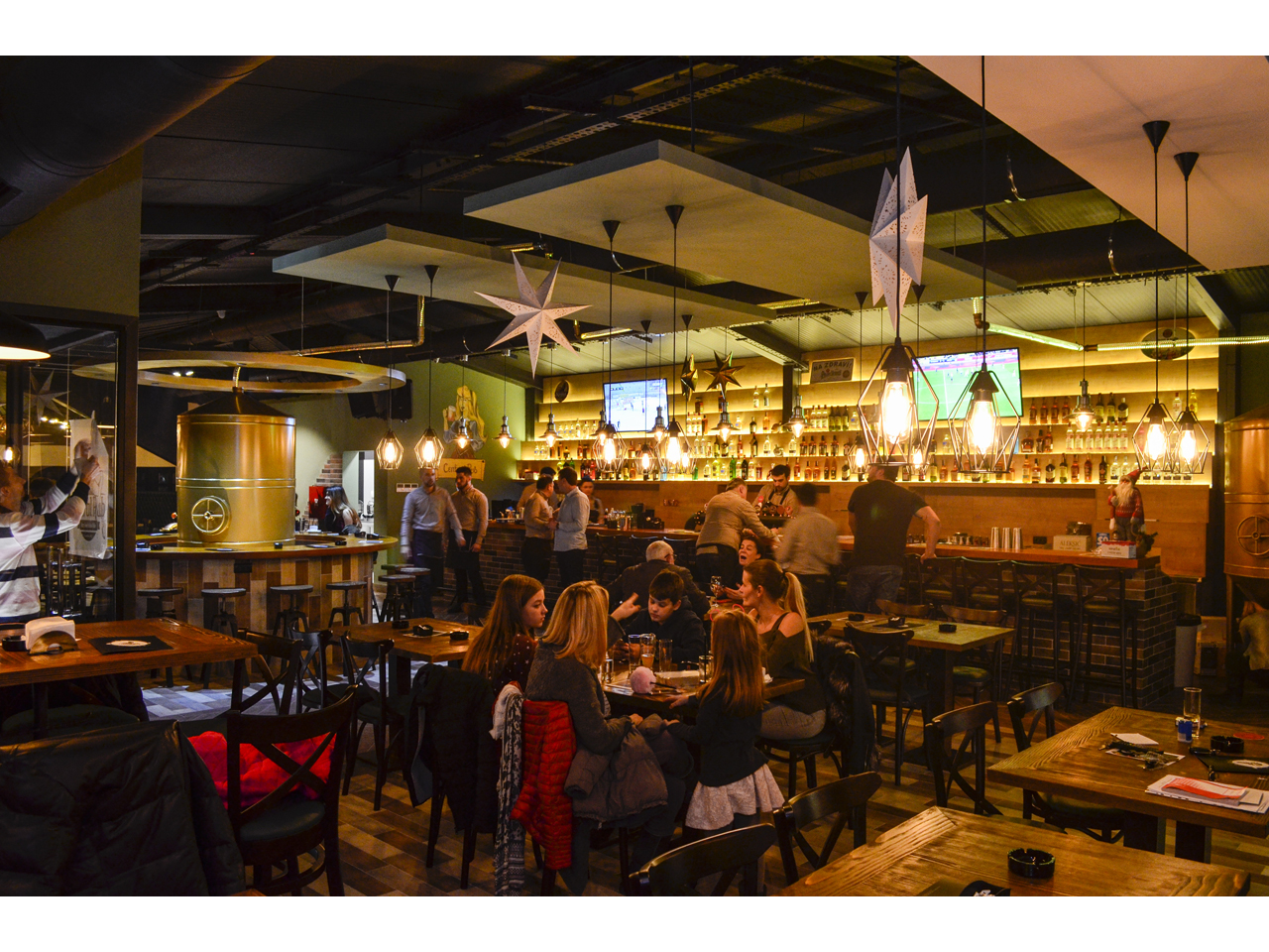 CENTRAL PUB | Centra pub Beograd, pub Central Novi Beograd, pub Novi ...