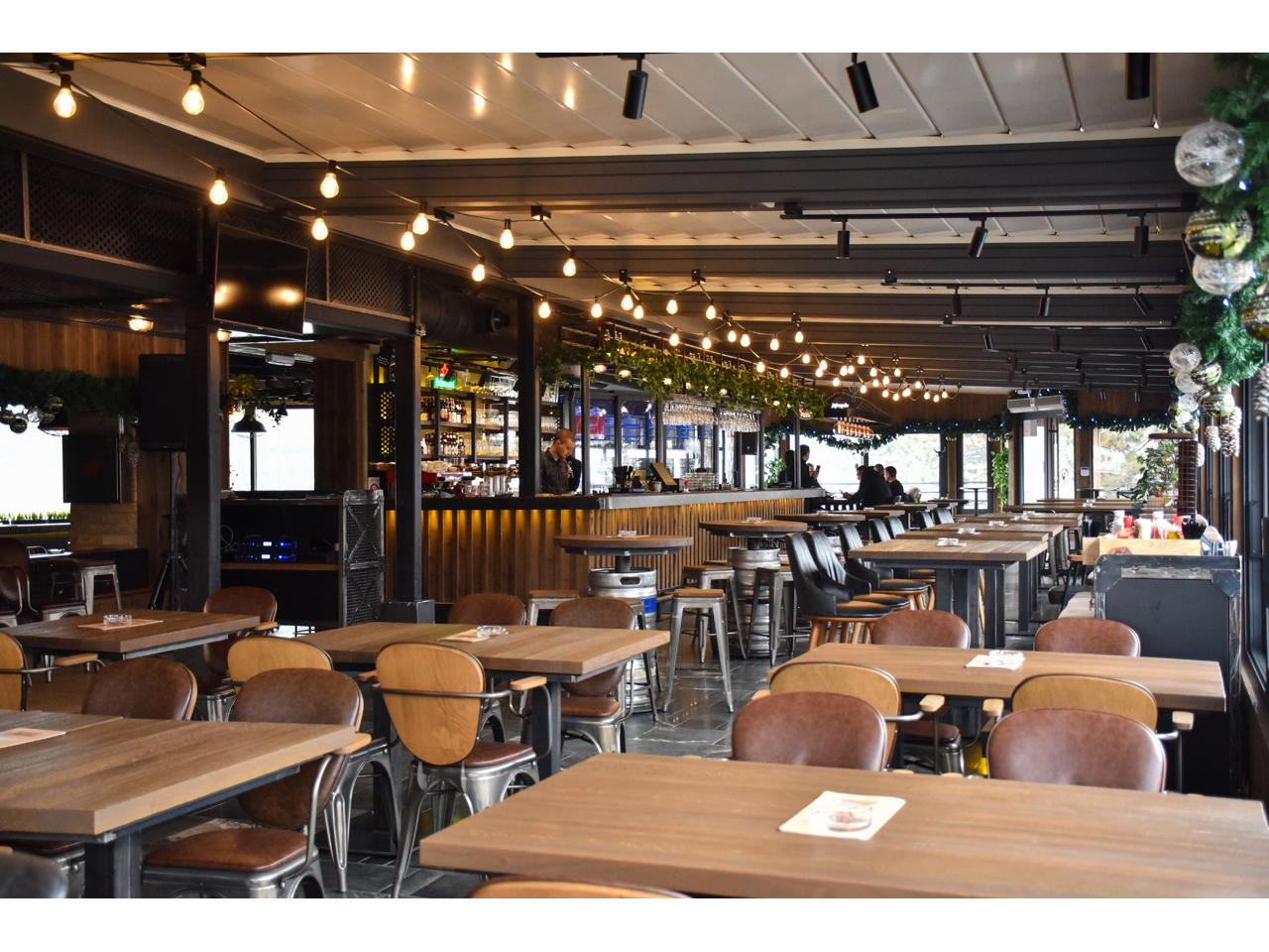 BREWERY CRNI PETAO | Beer shops | 170V/L9 Ustanicka st., Konjarnik ...