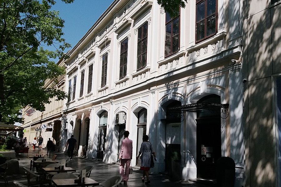 Kafana „Kolarac“ – prestonički trejdmark u šetnji Beogradom